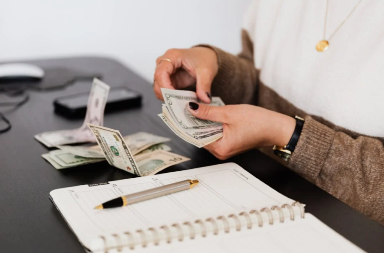 Tabela TUSS: entenda como usar na sua clínica | Amplimed